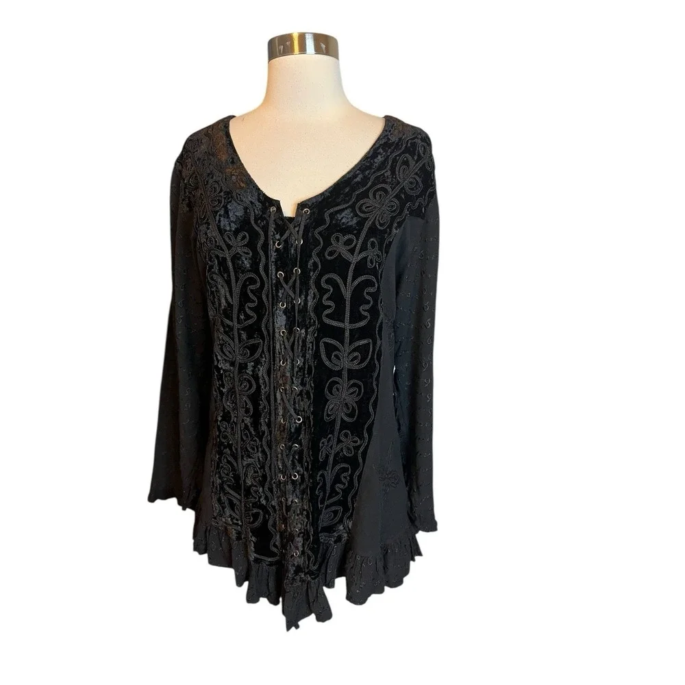 HolyClothing | Tops | Holyclothing Chelsea Lace Up Top L Velvet ...